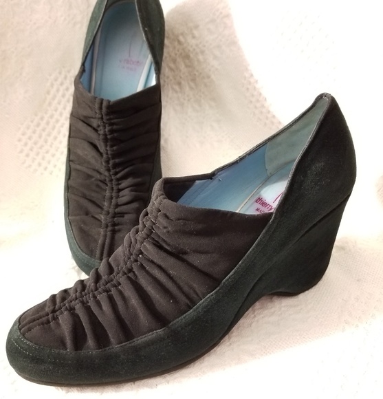 Thierry Rabotin | Shoes | Thierry Rabotin Wedge Pump 75 Us Green Suede ...